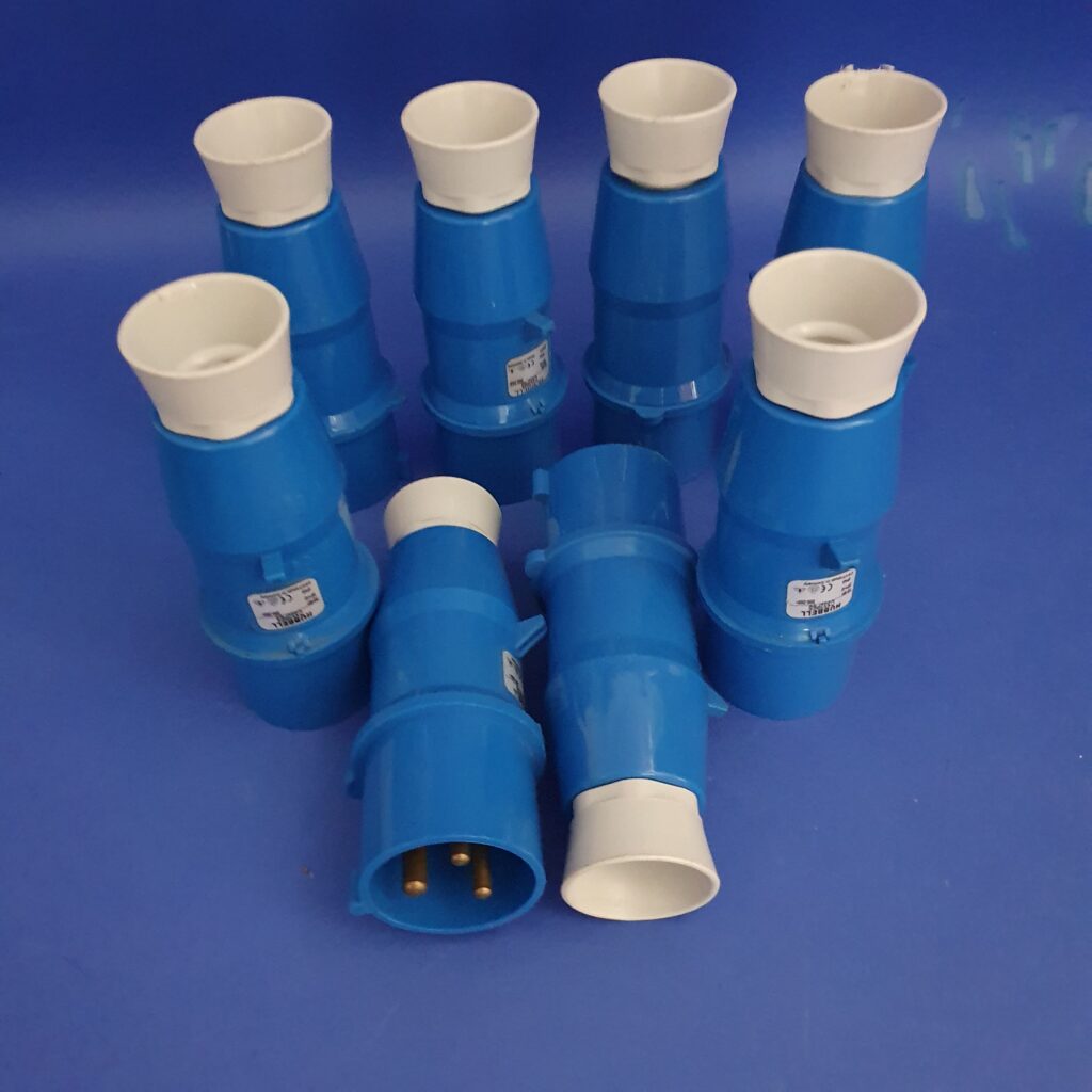 29 x 32A 16A Commando Plugs & Sockets Job Lot - aircomms